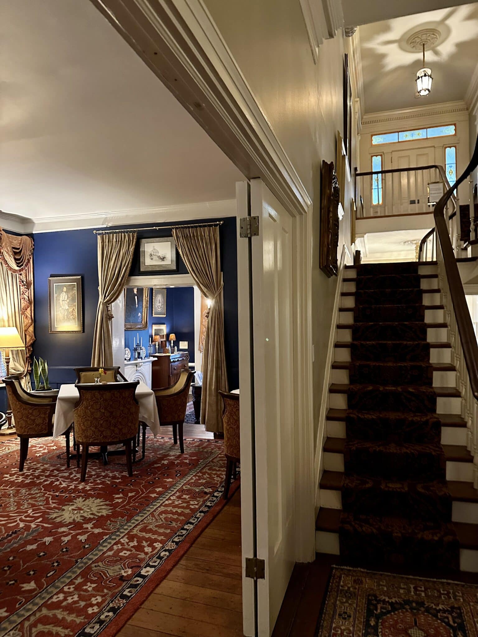 Anchuca Historic Mansion and Inn, a Historic Antebellum Bed and ...